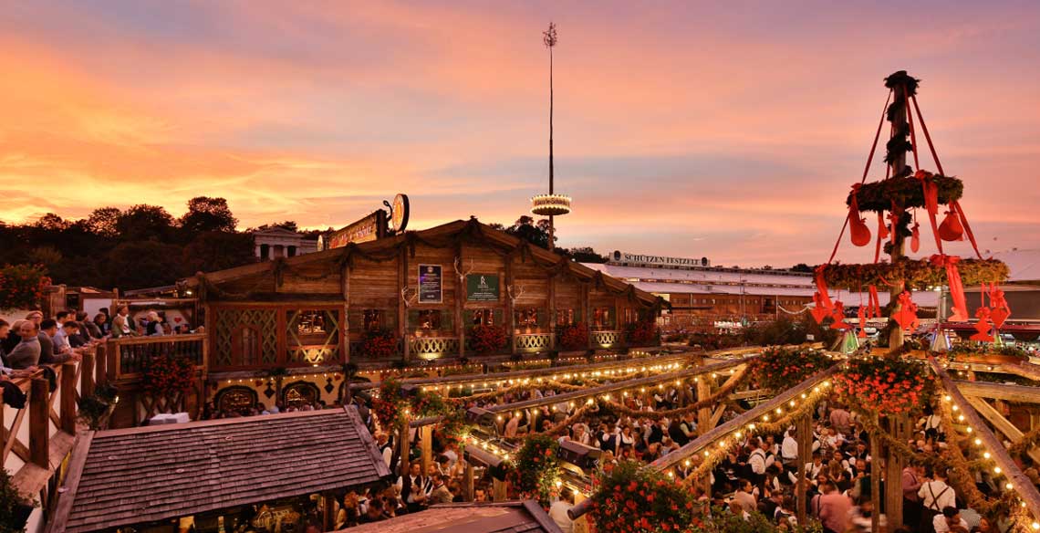 HEARTHOUSE Bergfest 2018 in der Käfer Wiesn-Schänke